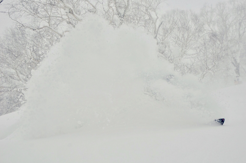 Snow snow snow, this is crazy!! - Powderlife